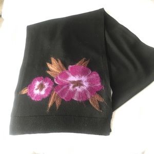 J. Jill | Accessories | J Jill Needle Punch Dimensional Flowers Scarf ...